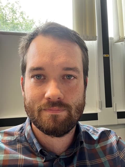 Sam Hazzard's Instagram, Twitter & Facebook on IDCrawl